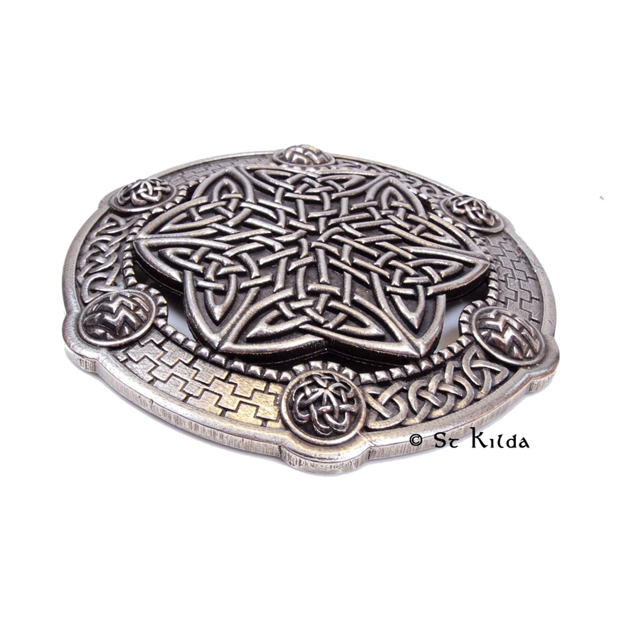 Celtic Key Plaid Brooch | St Kilda Store