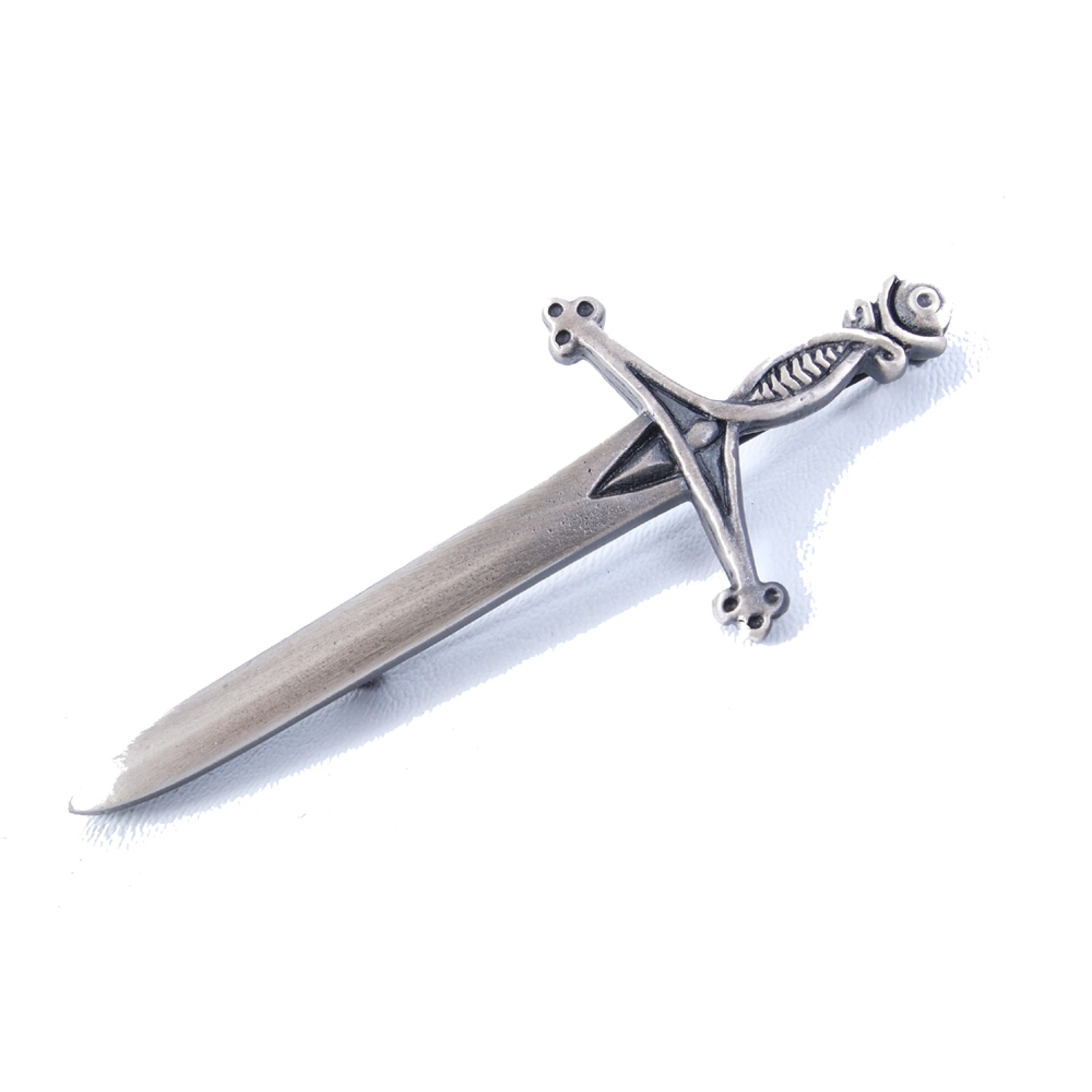 Kilt Pin Interlaced Claymore