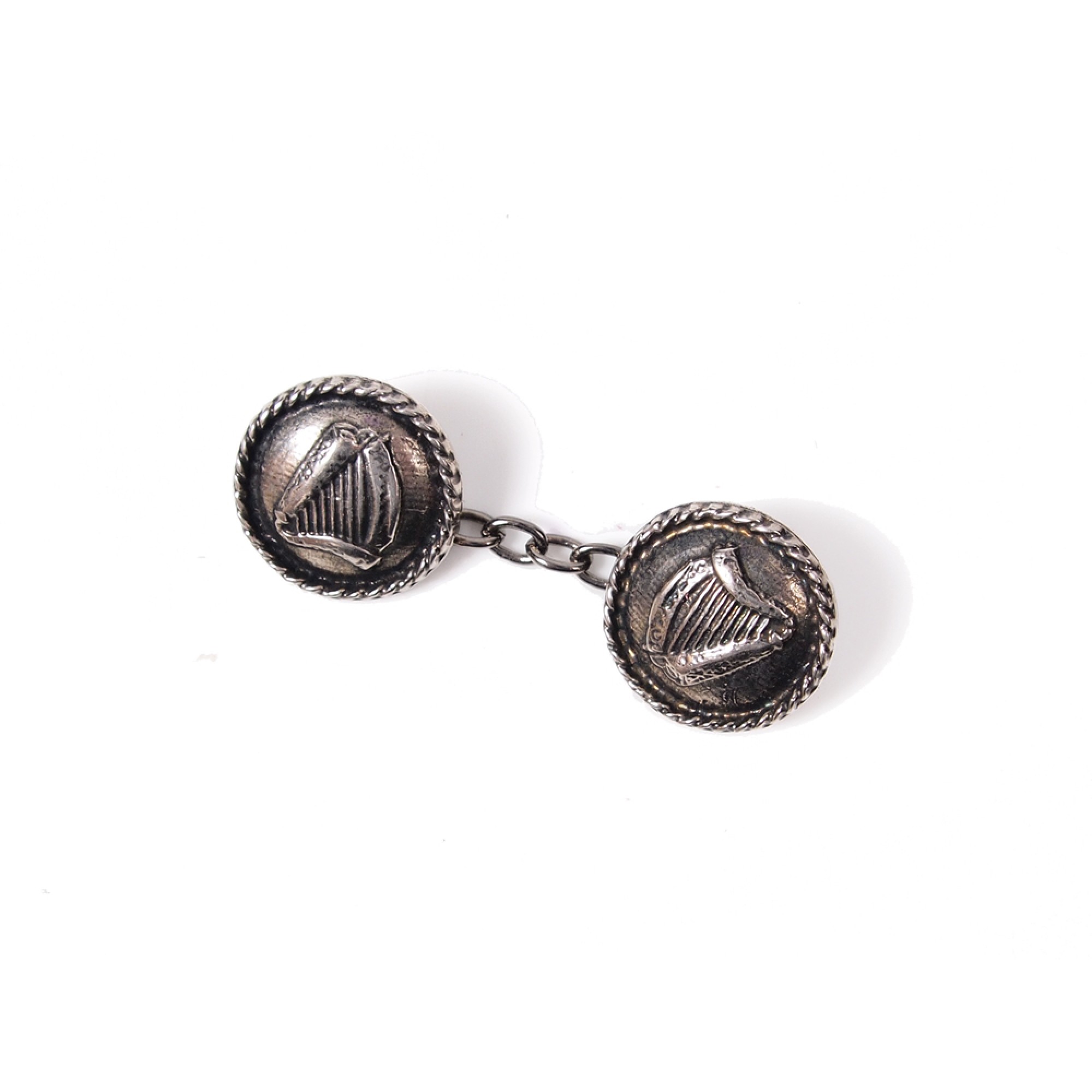 Chain Link with Irish Buttons