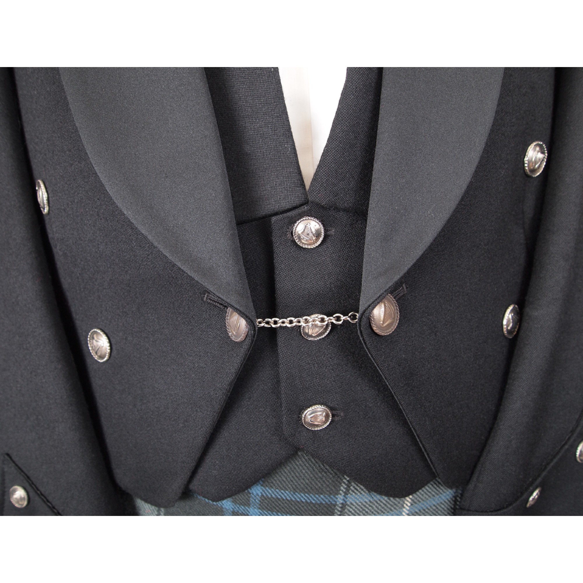 Chain Link with Irish Buttons