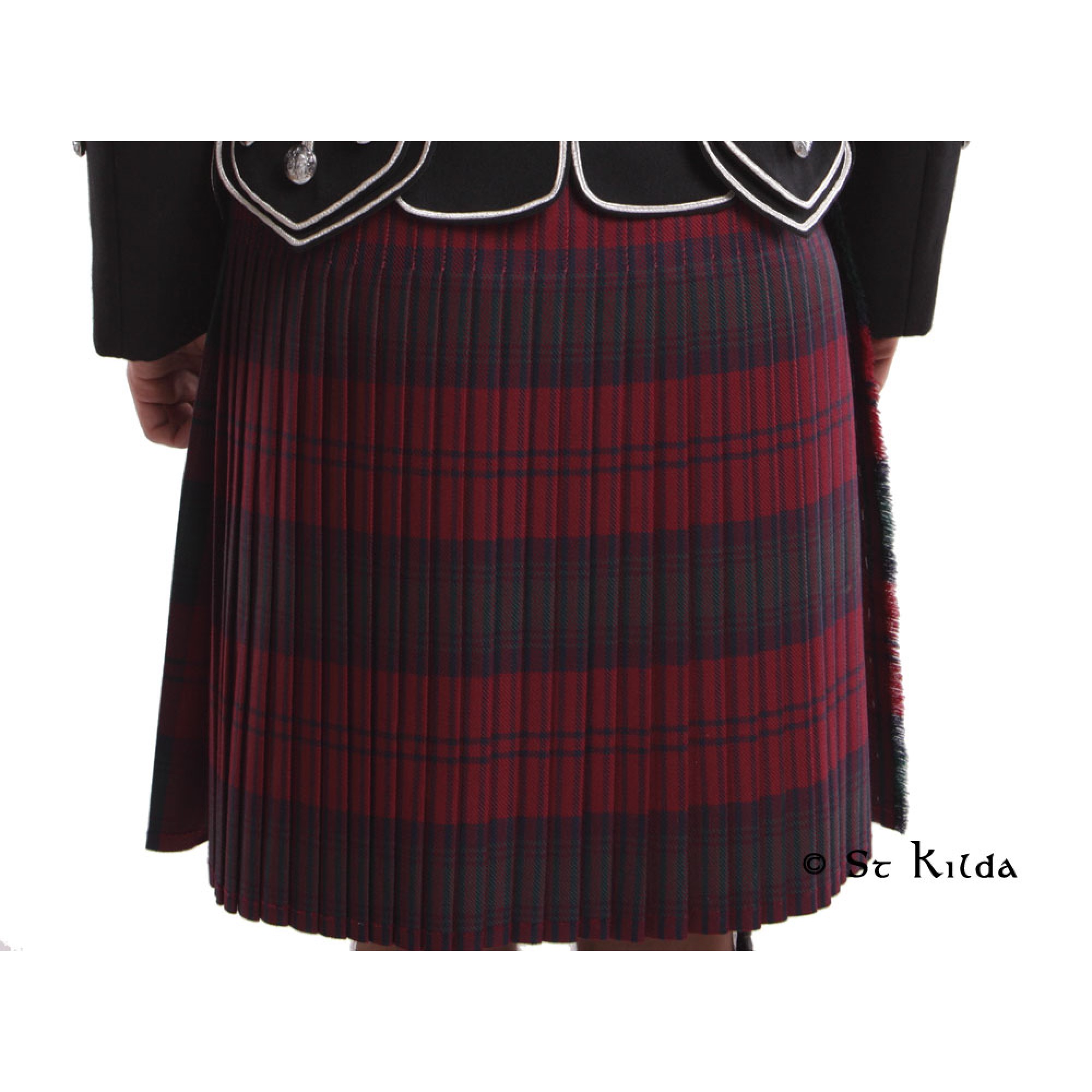 Fully Hand-Stitched 8 yard Kilt