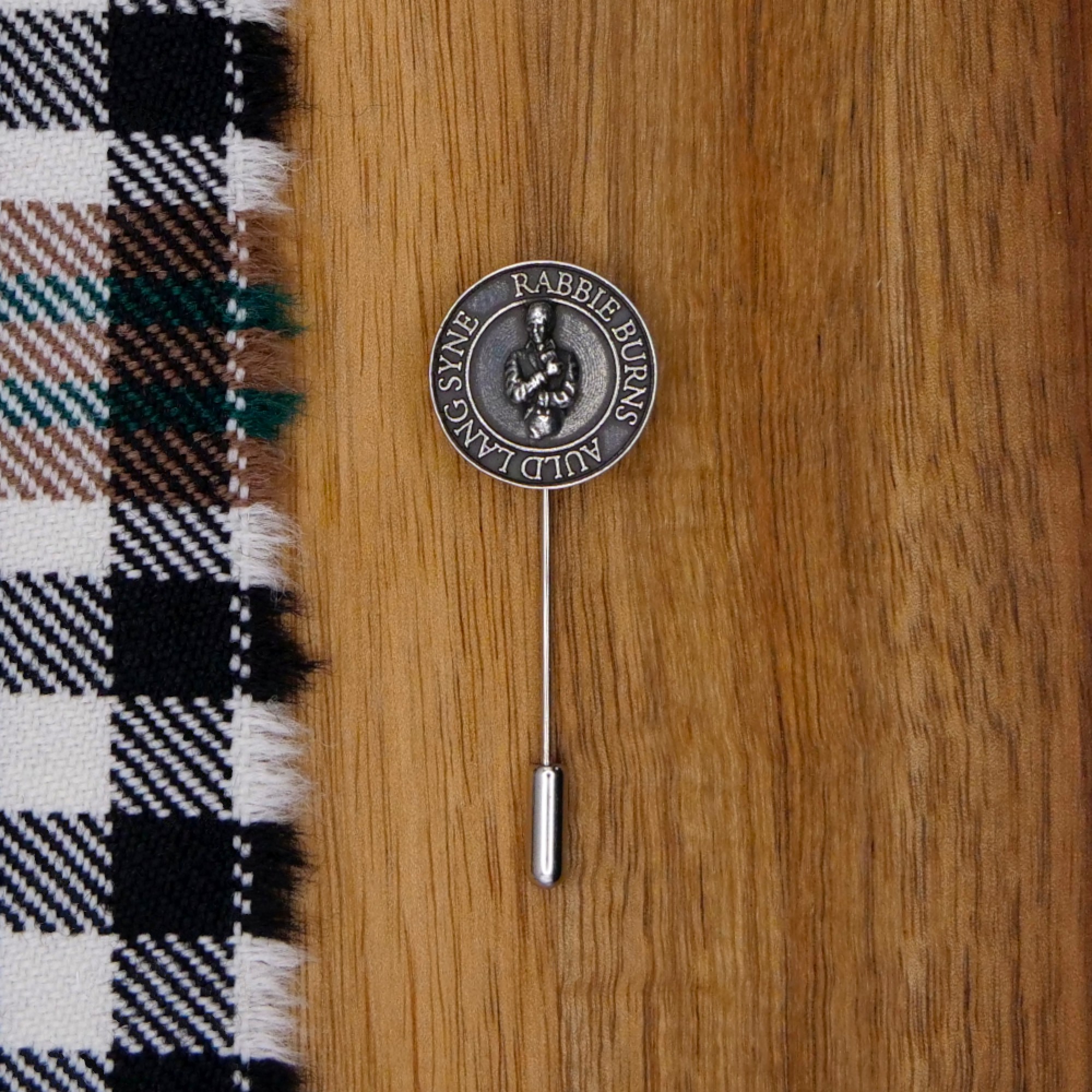 Robert Burns - Auld Lang Syne Lapel Pin